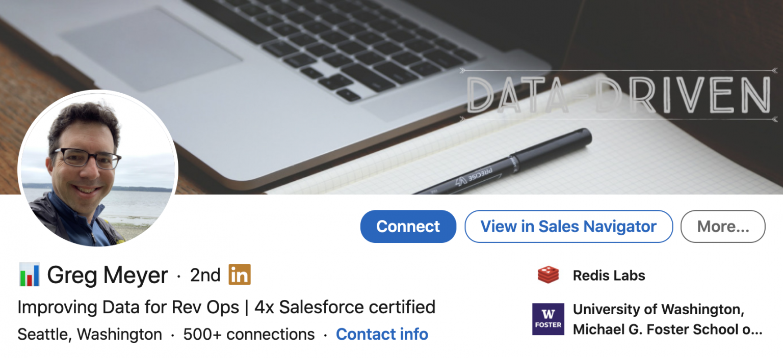 How To Create An Impressive Linkedin Profile (With Examples) - TheB2BHouse